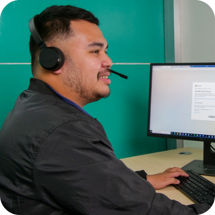 How to Start Offshoring Help Desk Specialists | Staff Domain